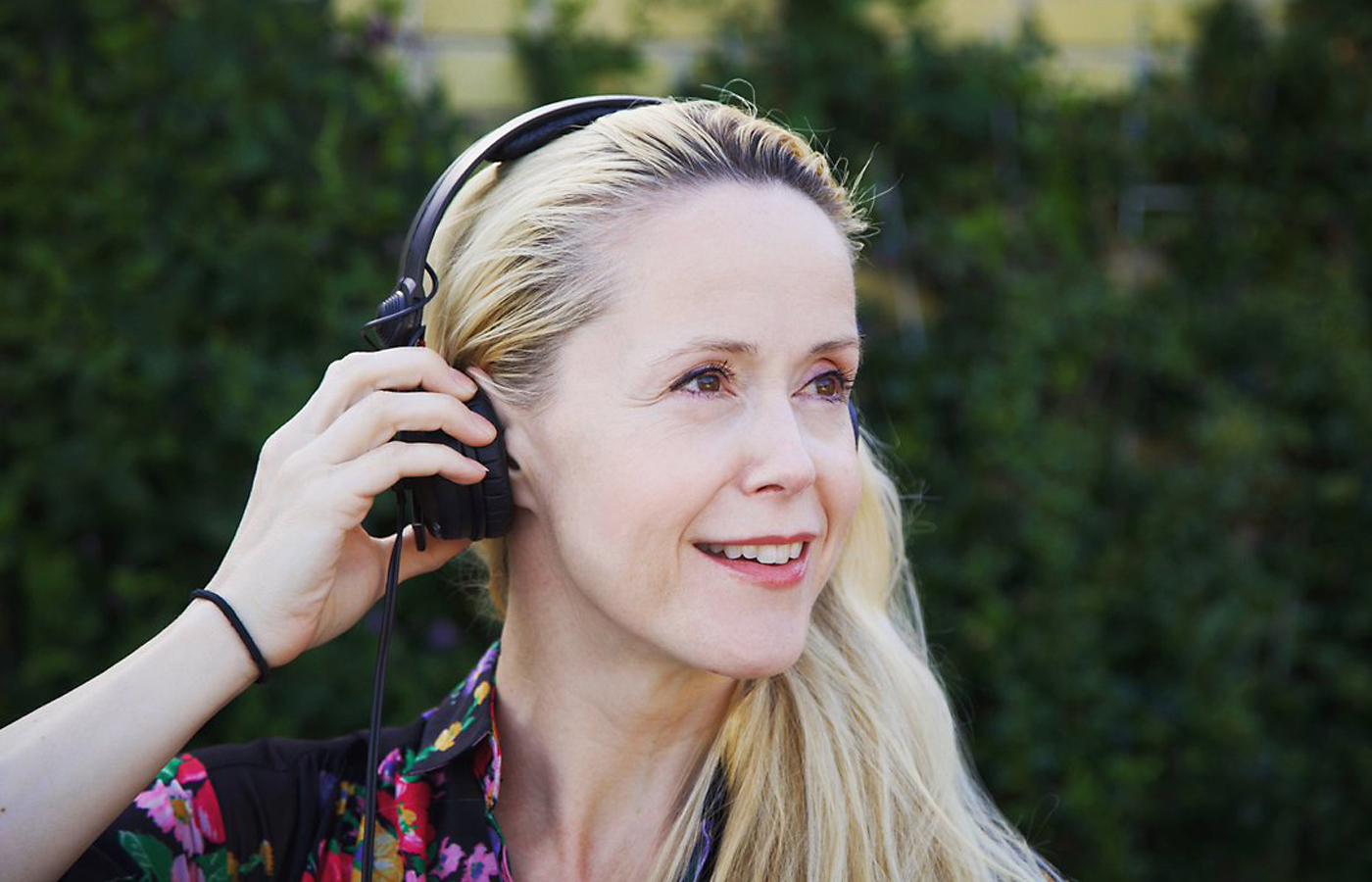 Fringe Toast Music: Euro Songstresses Tina Dico and Chris - Iowa Source